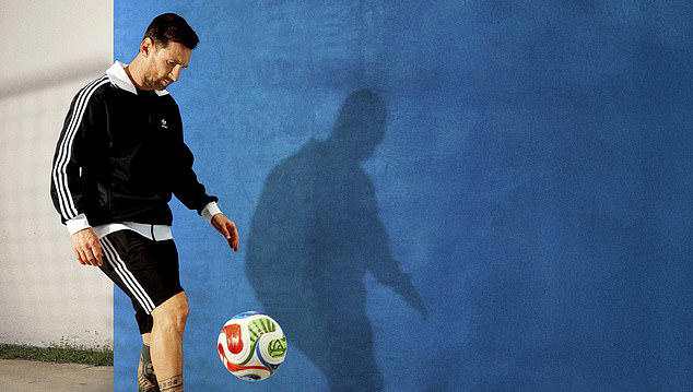 FIFA unveil World Cup ball... which is powered by AI! Chiefs laud 'most ...