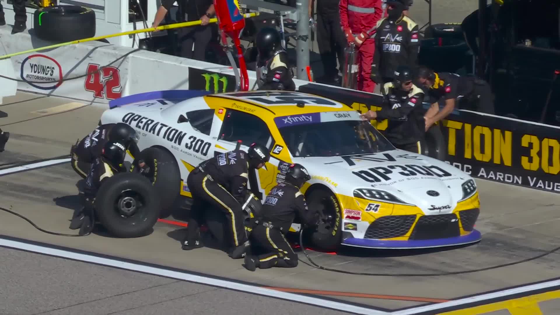 Pit-gun issue produces slow Stage 1 stop for Taylor Gray