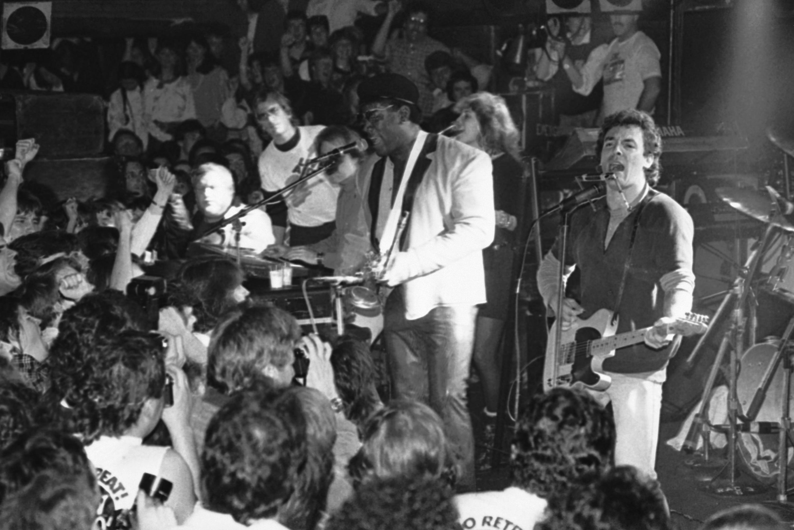 Take a summer tour and see Bruce Springsteen's homes, schools and more ...