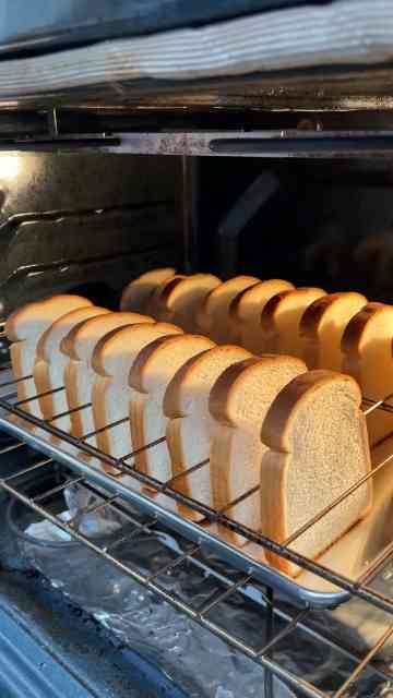 This simple sandwich trick will change your lunch forever: viral food hack