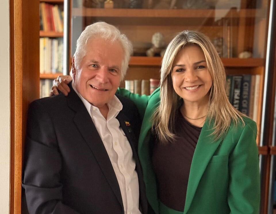 Dávila tiende lazos con Uribe, Cabal y Pinzón, pero mantiene choque con ...