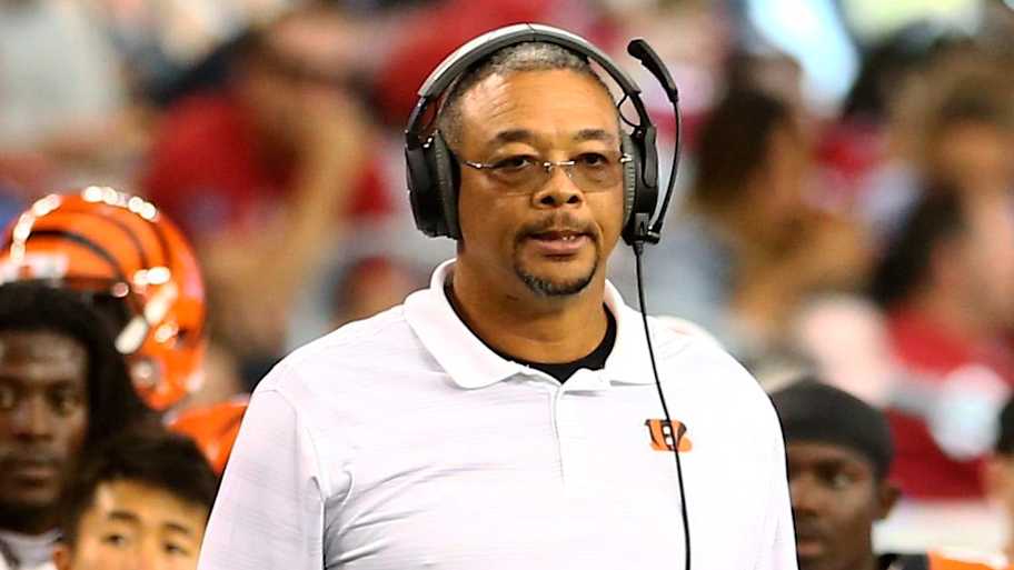 Petrino may have locked down new Razorbacks' defensive line coach