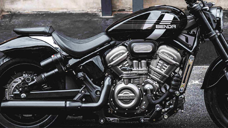 Benda Rock 707 Bobber neu für 2026: Automatik-Kupplung und Luft-Federung