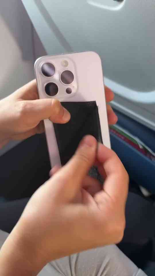 This Mom Hack Saved Me on the Plane!