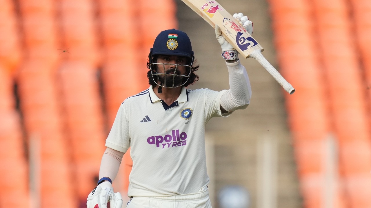 KL Rahul takes Rohit Sharma's role, become tone-setter for India in Tests