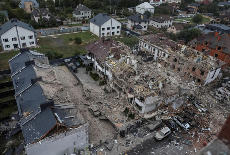 Russian missiles outsmarting Ukrainian defense systems after suspected ...