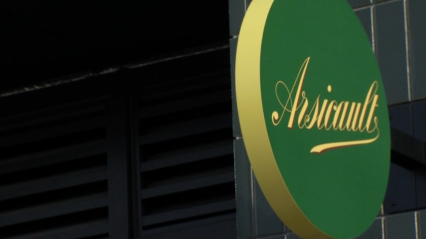 SF bakery staple Arsicault gets visit from Warriors star