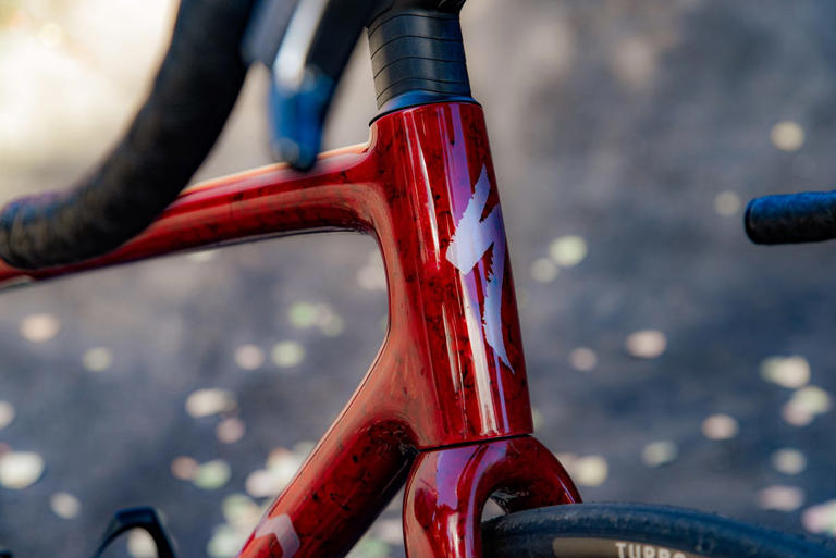 Specialized Aethos 2 Stuns as Lightest Frame Again. The Latest Features ...