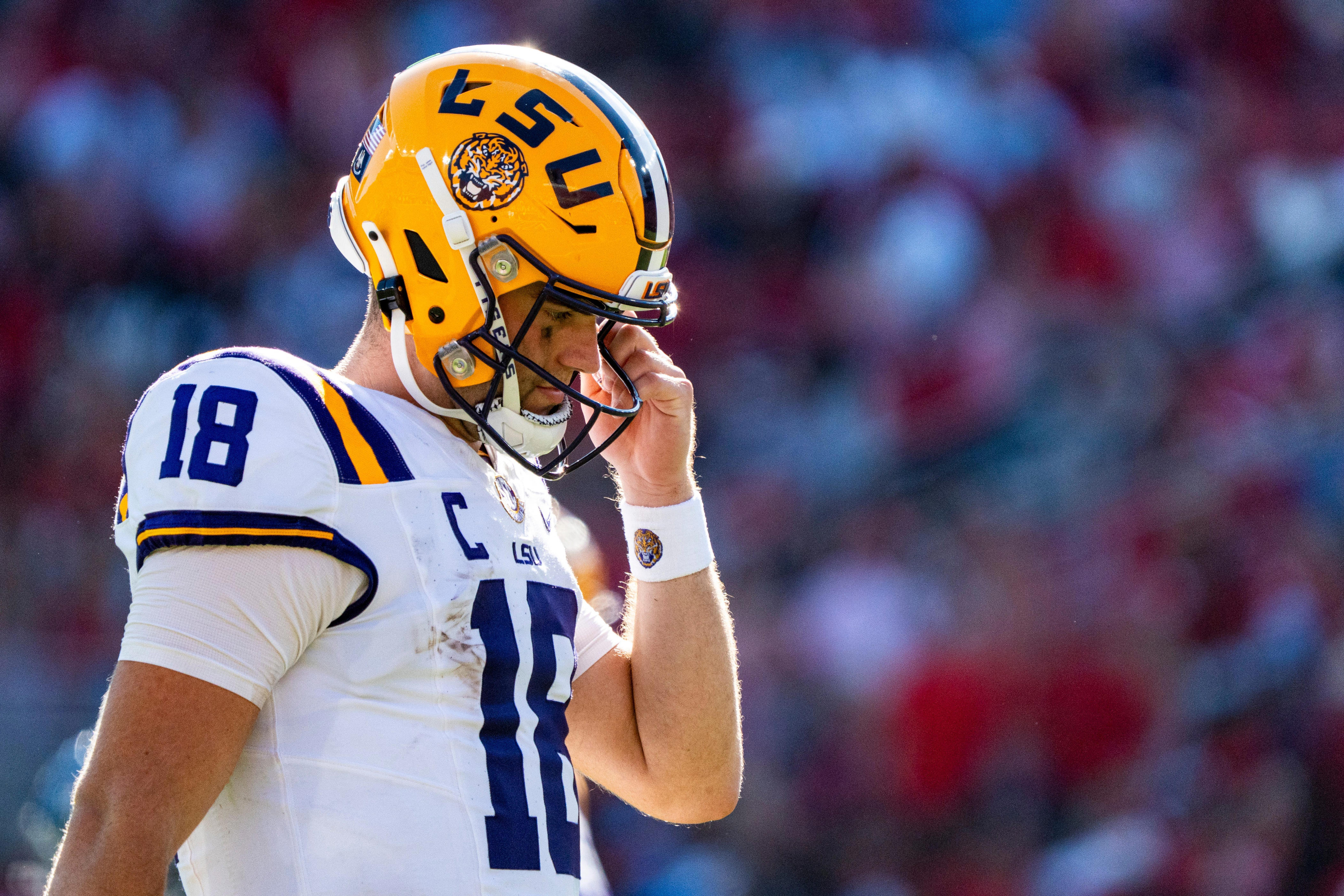 LSU football coach updates injury status of QB Garrett Nussmeier ahead ...