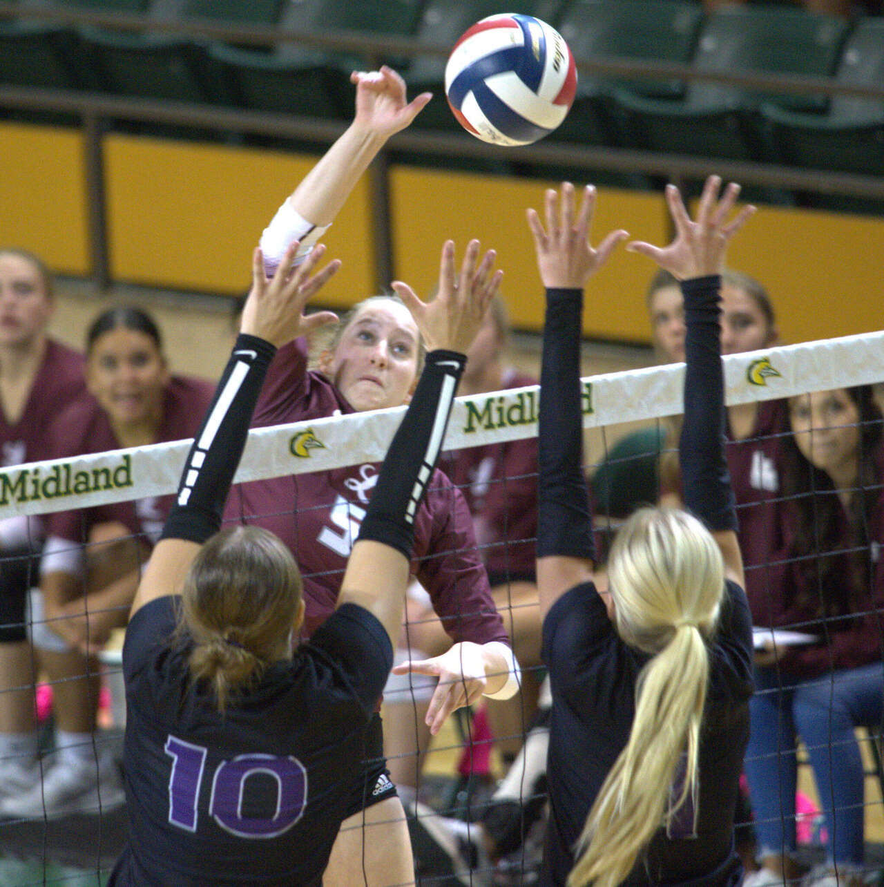 Legacy, Midland High meet in pivotal, early district volleyball match