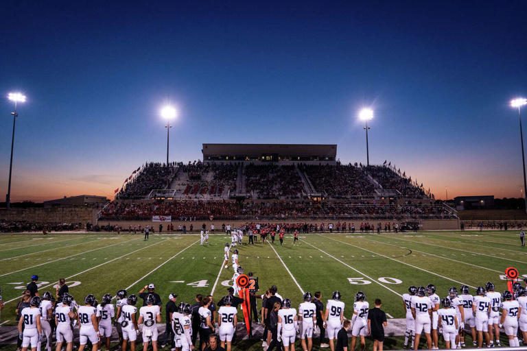 Live high school football scores from Week 6 in Texas