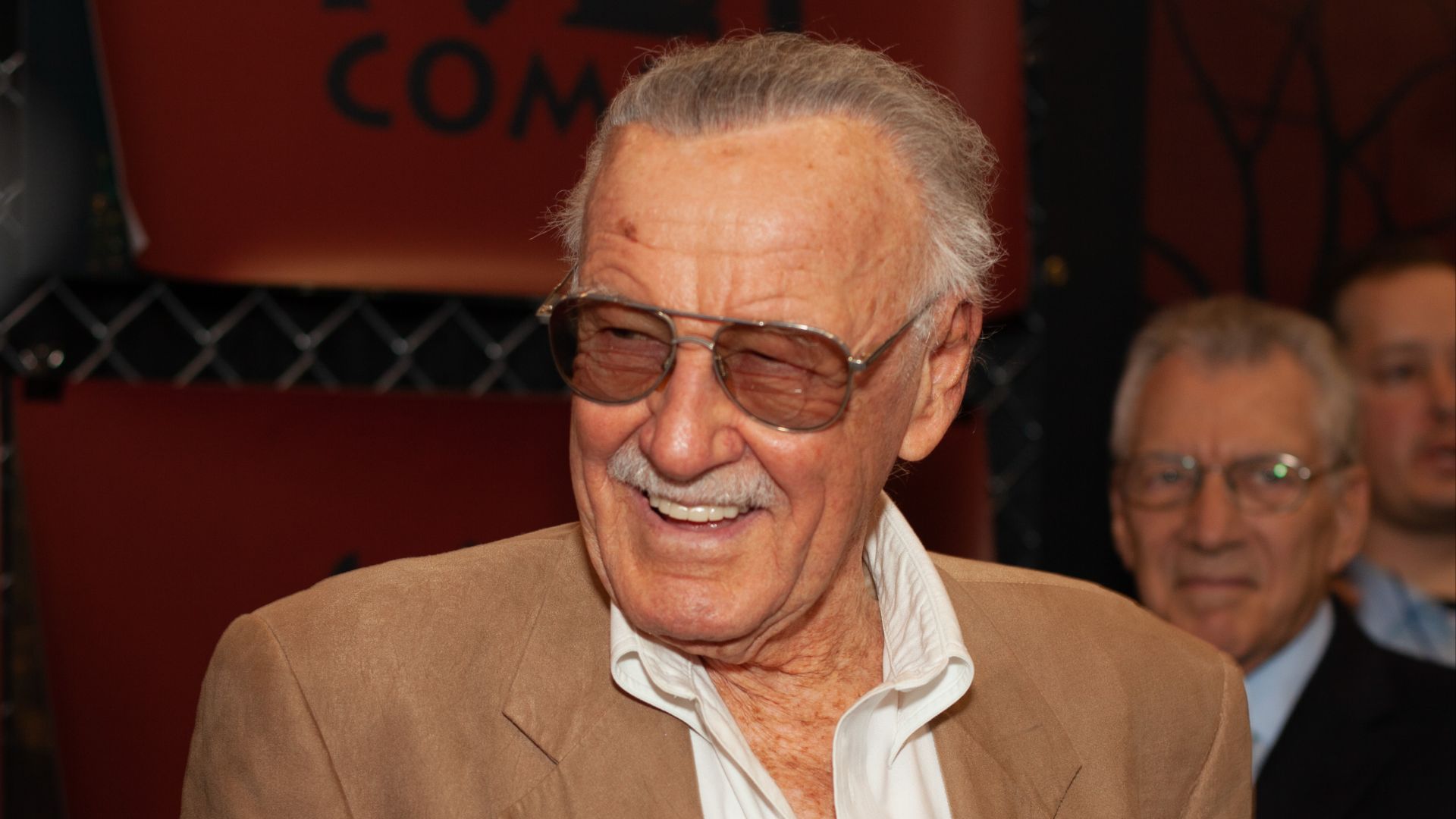 10 Facts About Stan Lee & 10 Of His Best Cameos