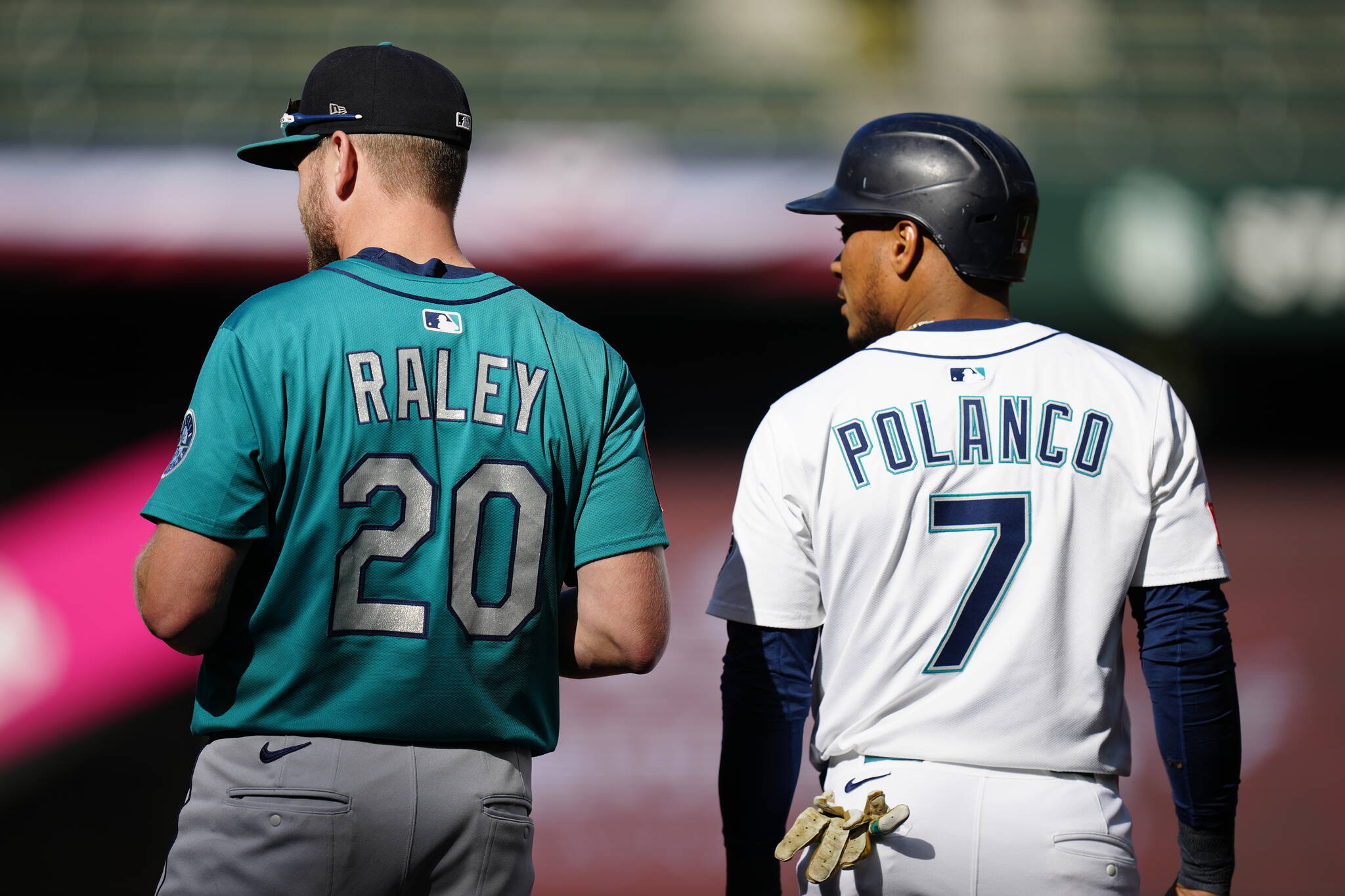 Seattle Mariners host public scrimmage ahead of postseason