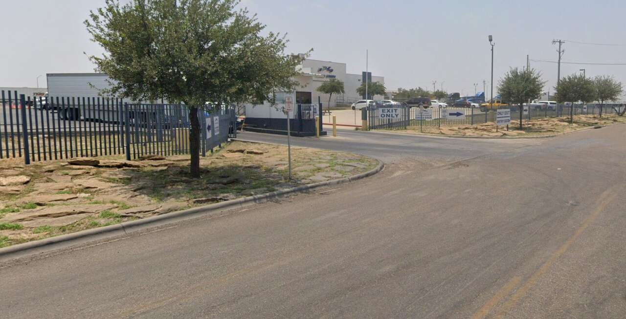 LPD: Man airlifted in morning north Laredo auto-pedestrian crash identified