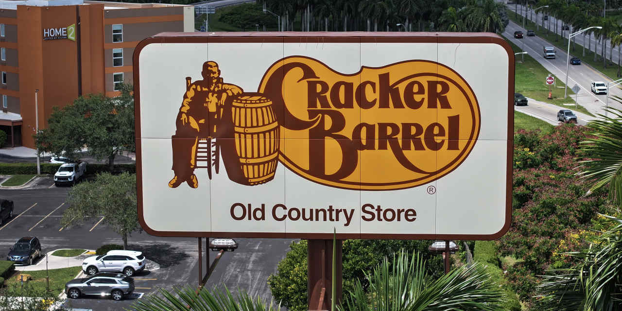 Cracker Barrel drops marketing firm behind disastrous logo refresh ...