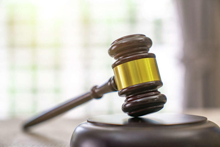 Missouri man pleads guilty to domestic battery, weapons charge; other ...