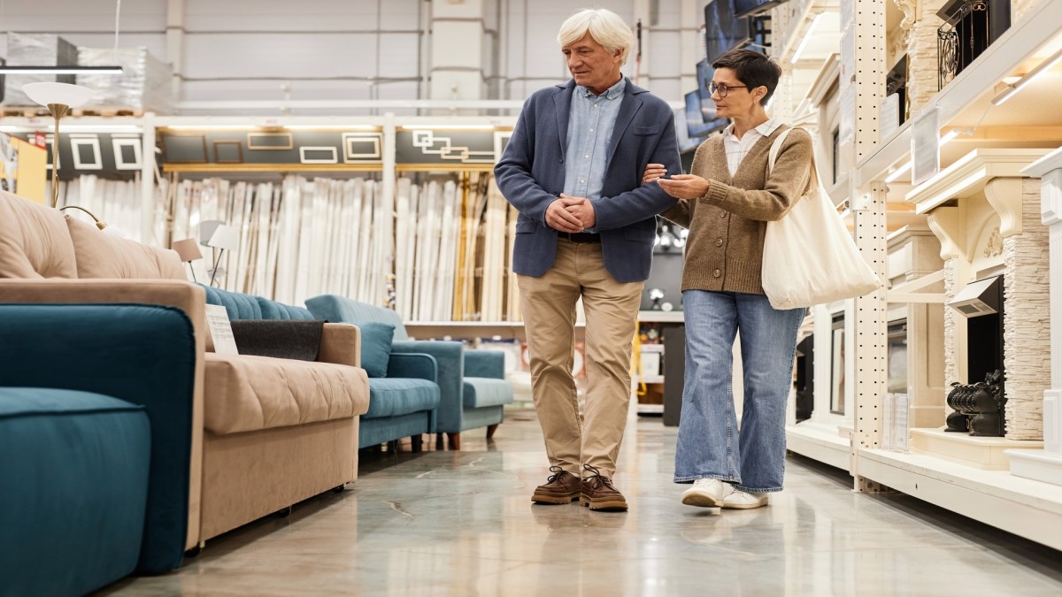 Customers left hanging as American Signature Furniture files Chapter 11