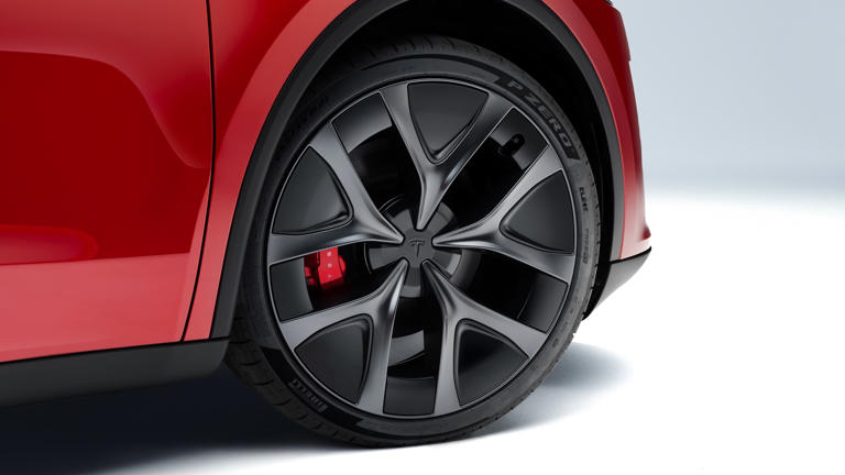 First Look: This Is the 2026 Tesla Model Y Performance EV SUV for the U ...