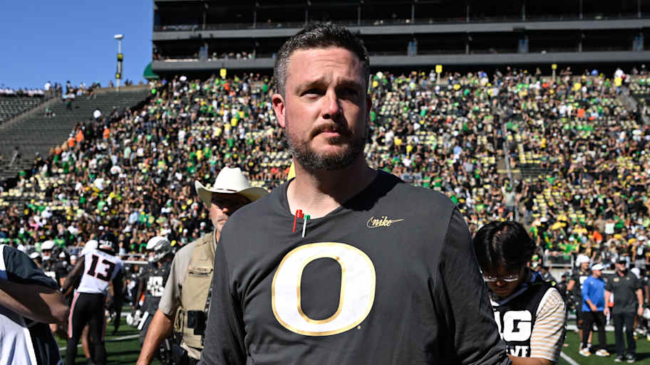 Oregon Coach Dan Lanning Describes How Ducks Are Attacking Bye Week