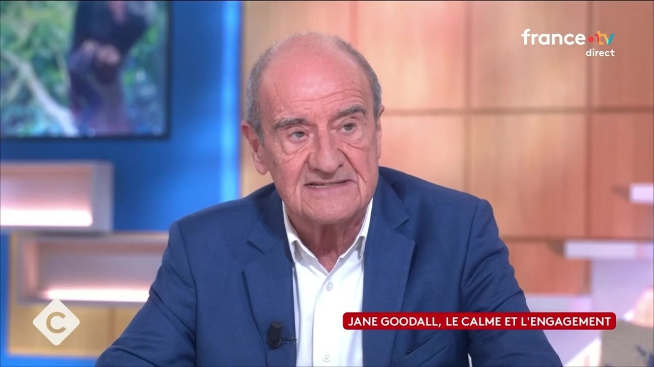 "Joli comme un coeur", "secrétariat", "douce" : Pierre Lescure au bord ...