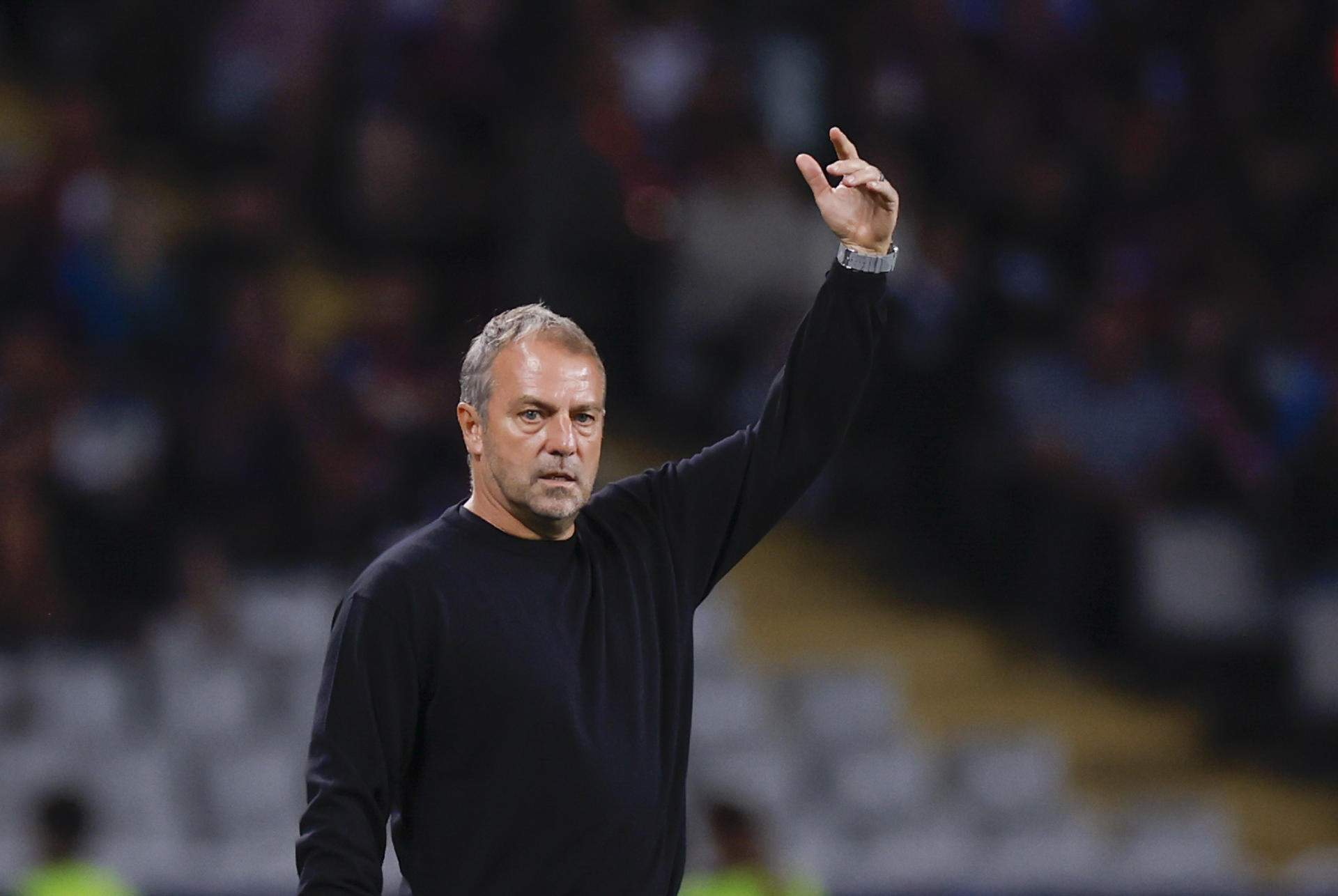 Flick empieza a ser criticado dentro del Barça