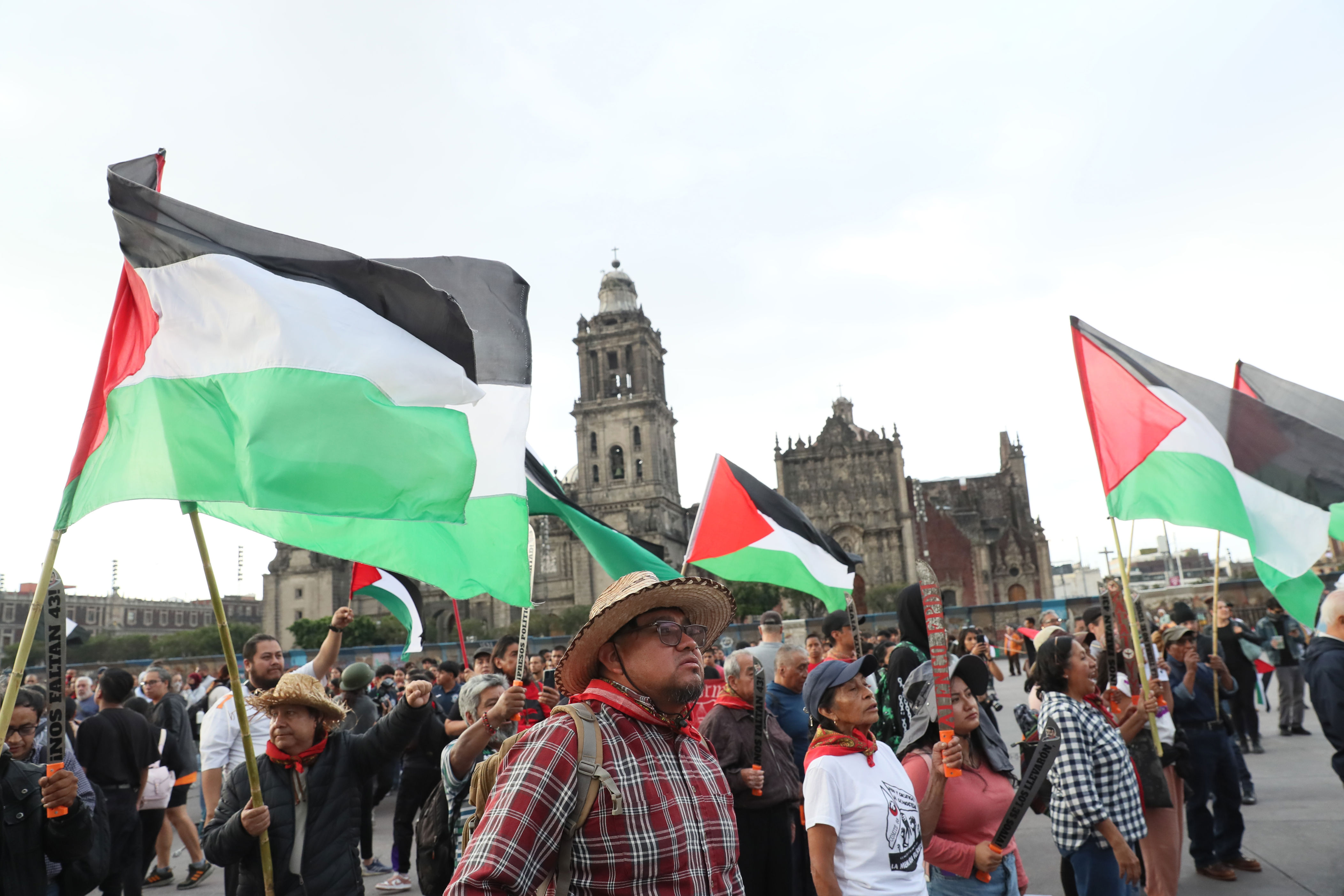 March for 1968 Mexican student massacre eclipsed by support for Gaza