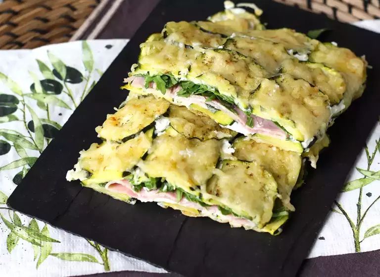 Glutenfreies Zucchini-Sandwich: in 20 Minuten fertig und voller Geschmack!