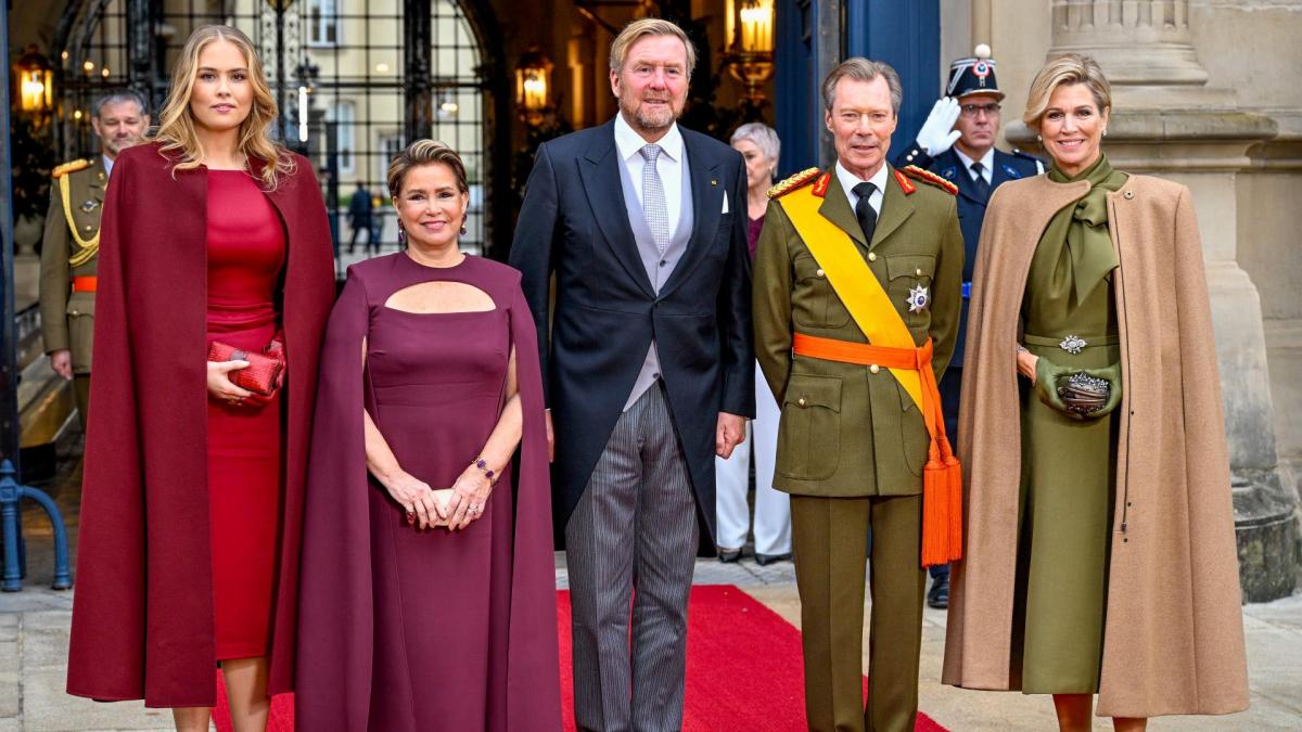 Los Reyes de Bélgica y de Países Bajos, en la abdicación del Gran Duque ...