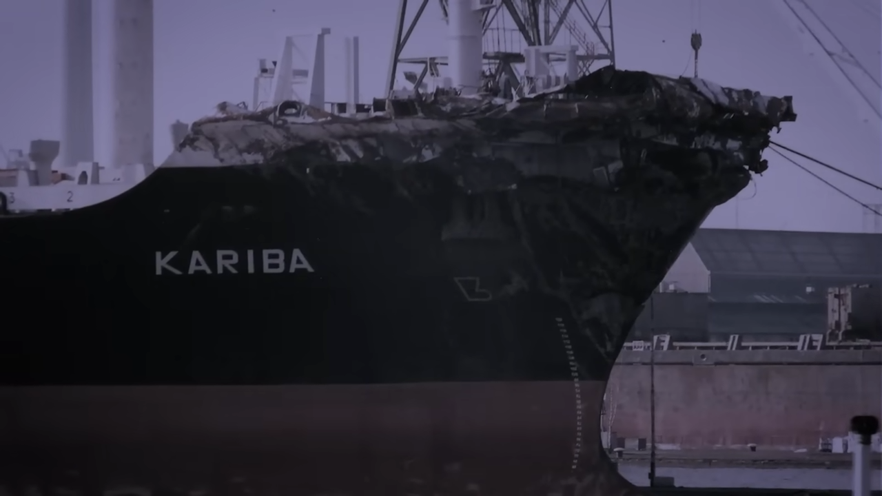 How a Blind Collision Sent a Ship to the Bottom in Minutes