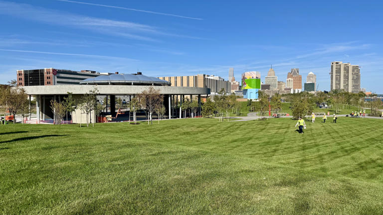 Get a sneak peek at Detroit's new riverfront park