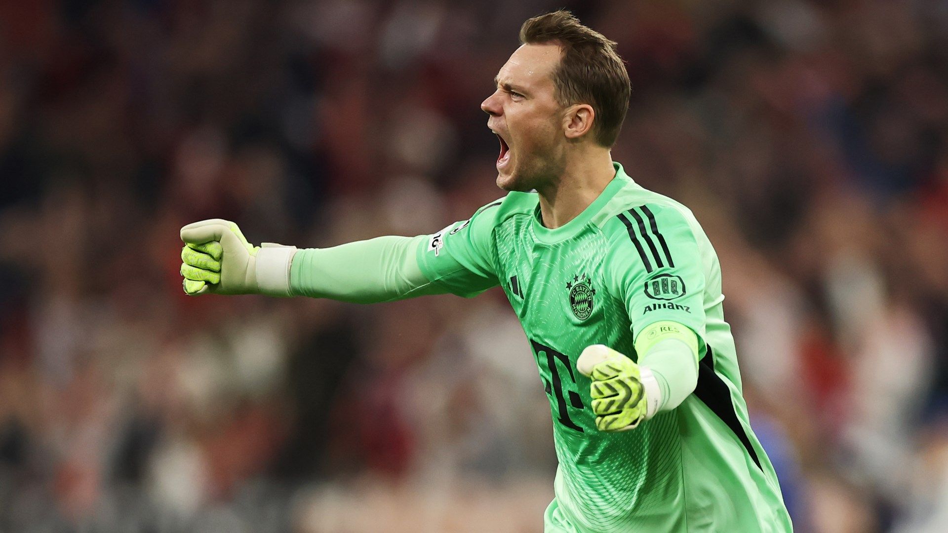 Manuel Neuer won't be stopped! Bayern Munich goalkeeper leaning towards ...