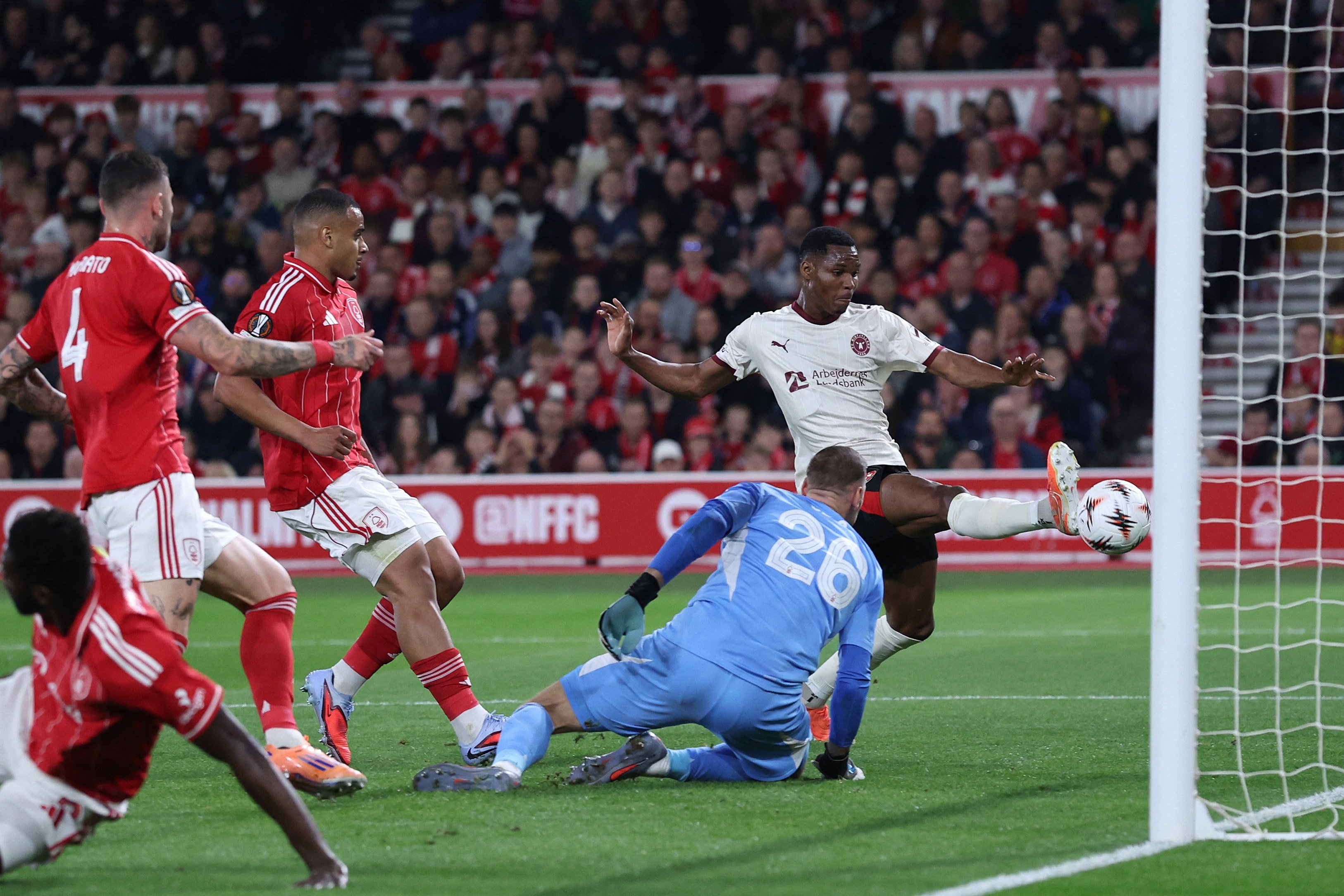 FCM-back efter sensation: Verdens bedste på dødbolde