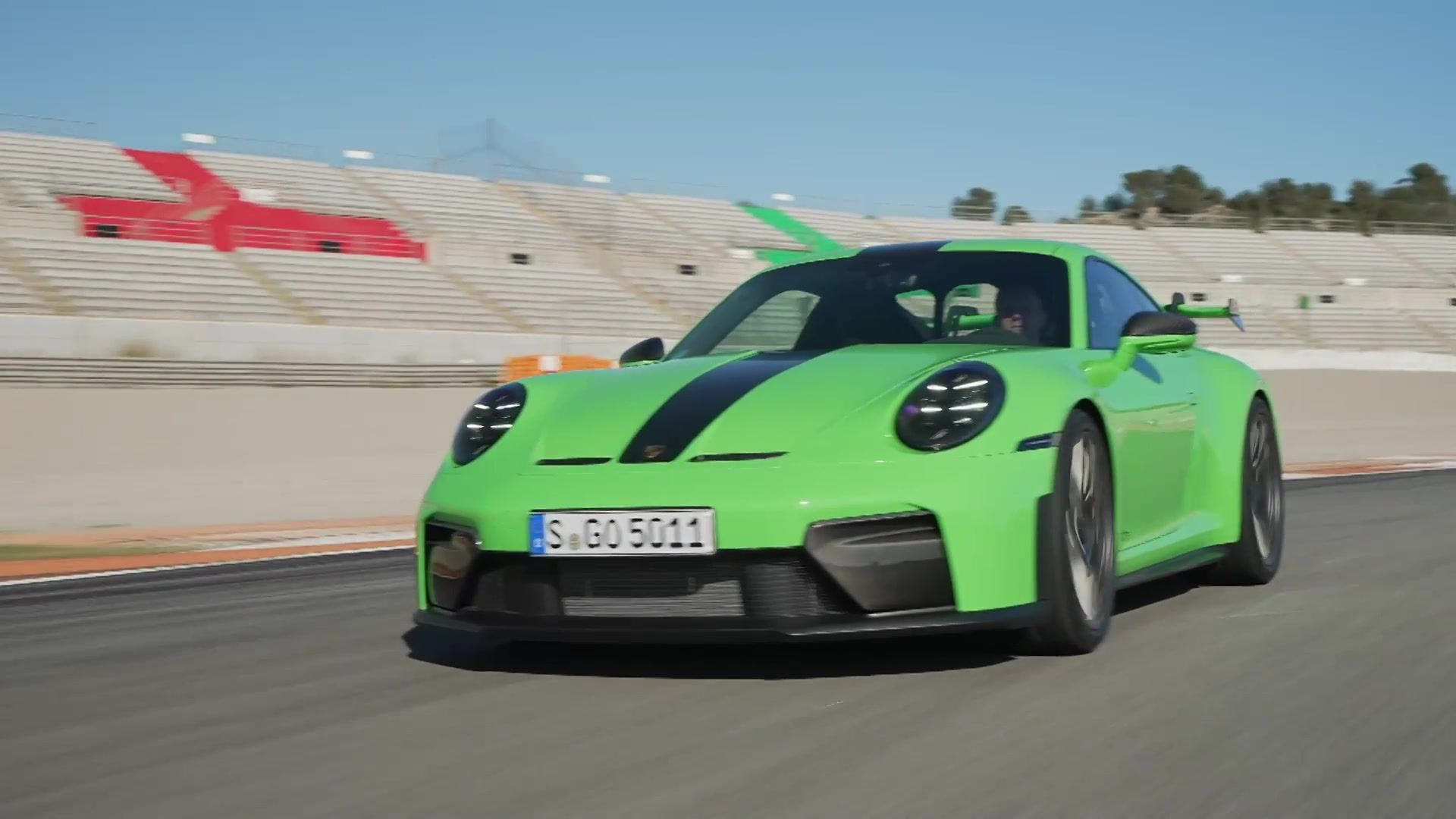 Der neue Porsche 911 GT3 - Aerodynamisch optimierte Doppelquerlenker ...