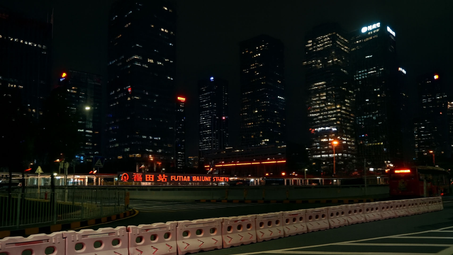 Peaceful Streets of Shenzhen by Night – China 4K