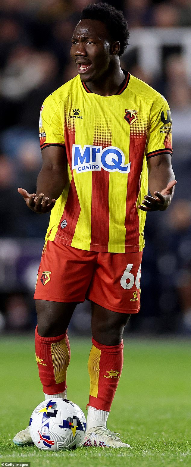 Football manager blasted by OWN FANS after replacing Socceroos star in ...