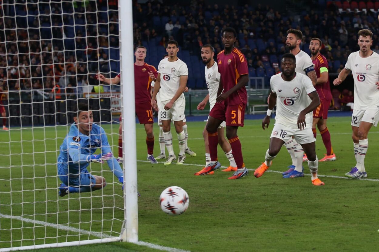 Roma, ti ricordi di Ozer? Ora il portiere del Lille è diventato un caso ...