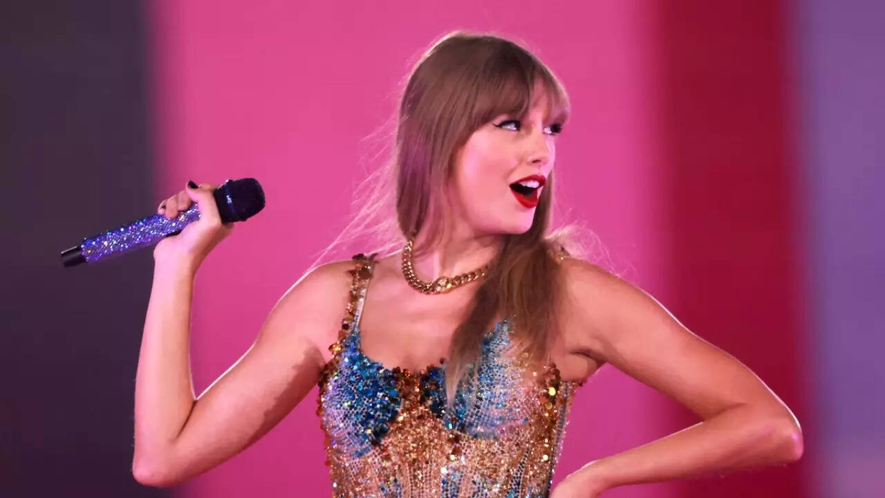 Taylor Swift Net Worth: How much money does the ‘Showgirl’ make