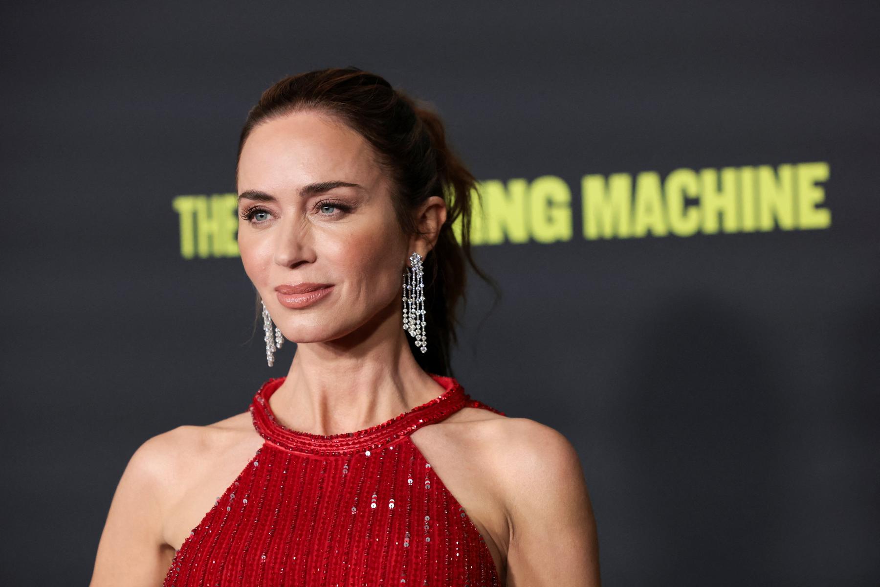 „Wir sind verloren“: Emily Blunt über KI-generierte Schauspielerin ...