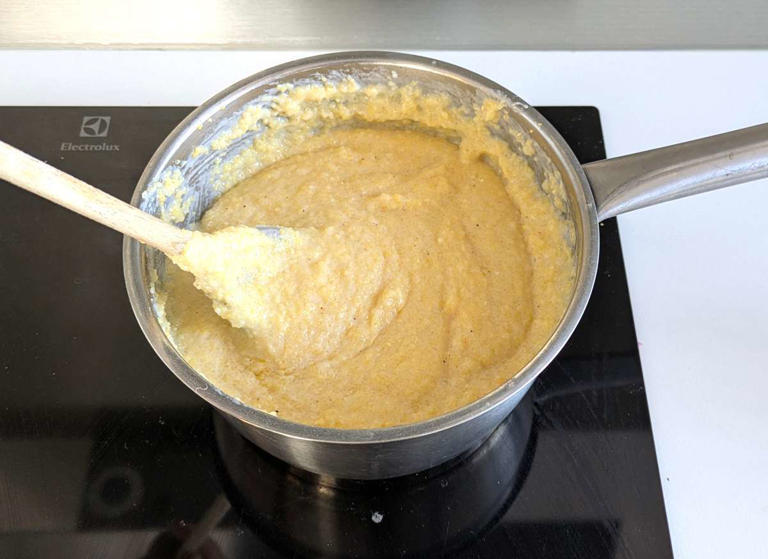 Perfect creamy polenta: easy recipe for a soft and flavorful dish
