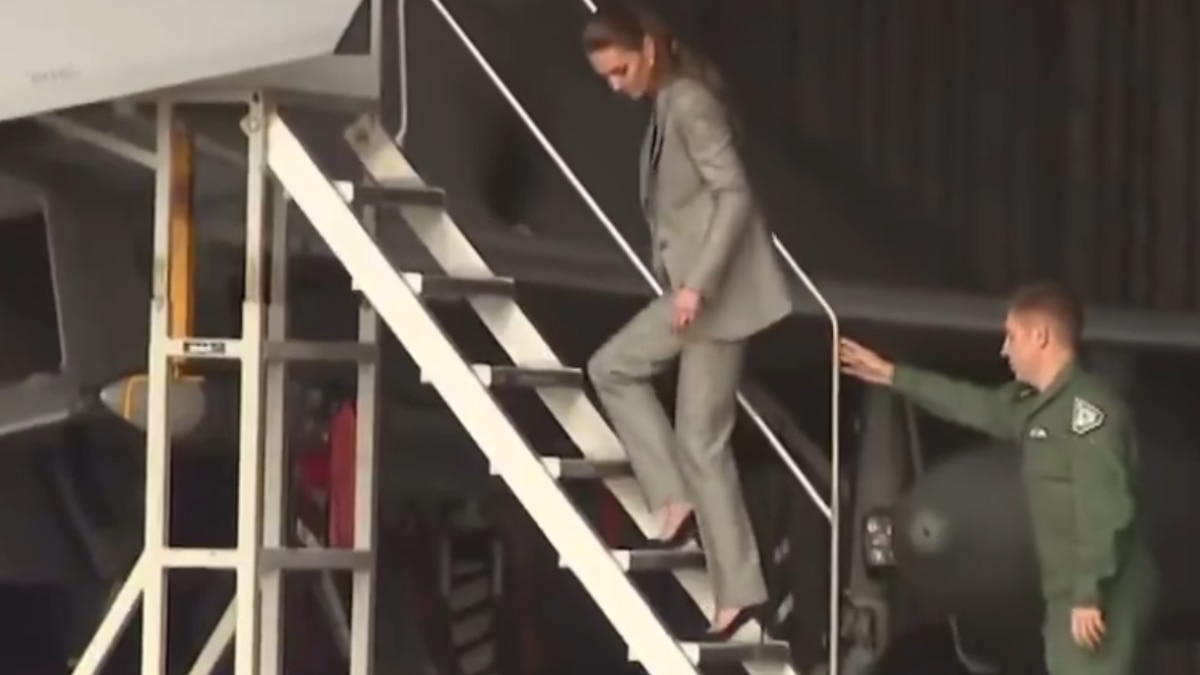 WATCH: Kate Middleton Stuns Fans Walking Backwards In Heels At RAF ...