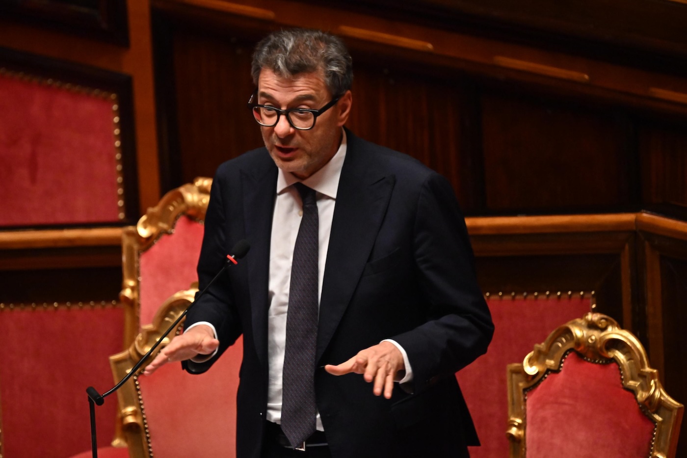 Il Dpfp in Parlamento, Giorgetti: «Giù le tasse sui redditi, più soldi ...