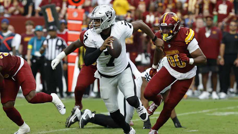 The Dangerous Line the Raiders, Geno Smith Are Balancing