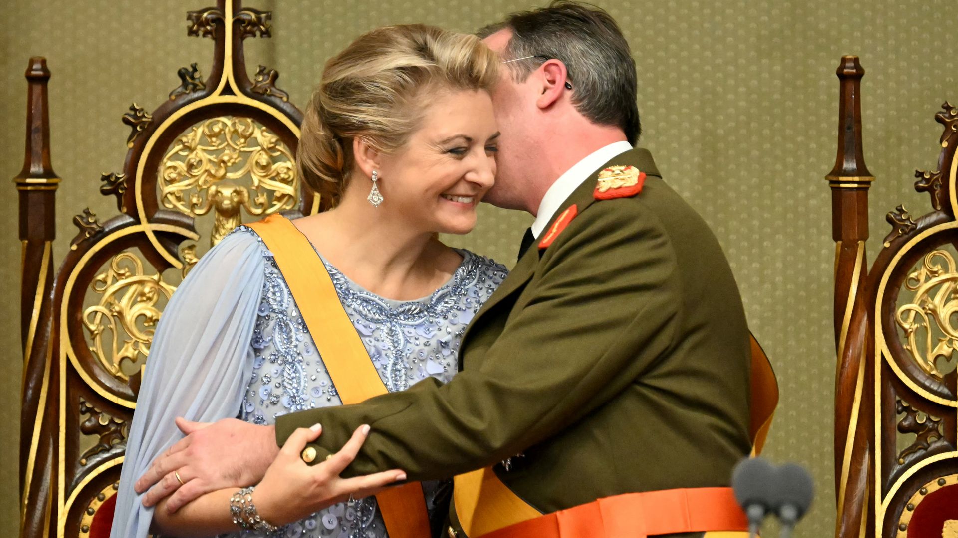 La nueva duquesa se viste de largo: el sorprendente guiño de Stéphanie ...