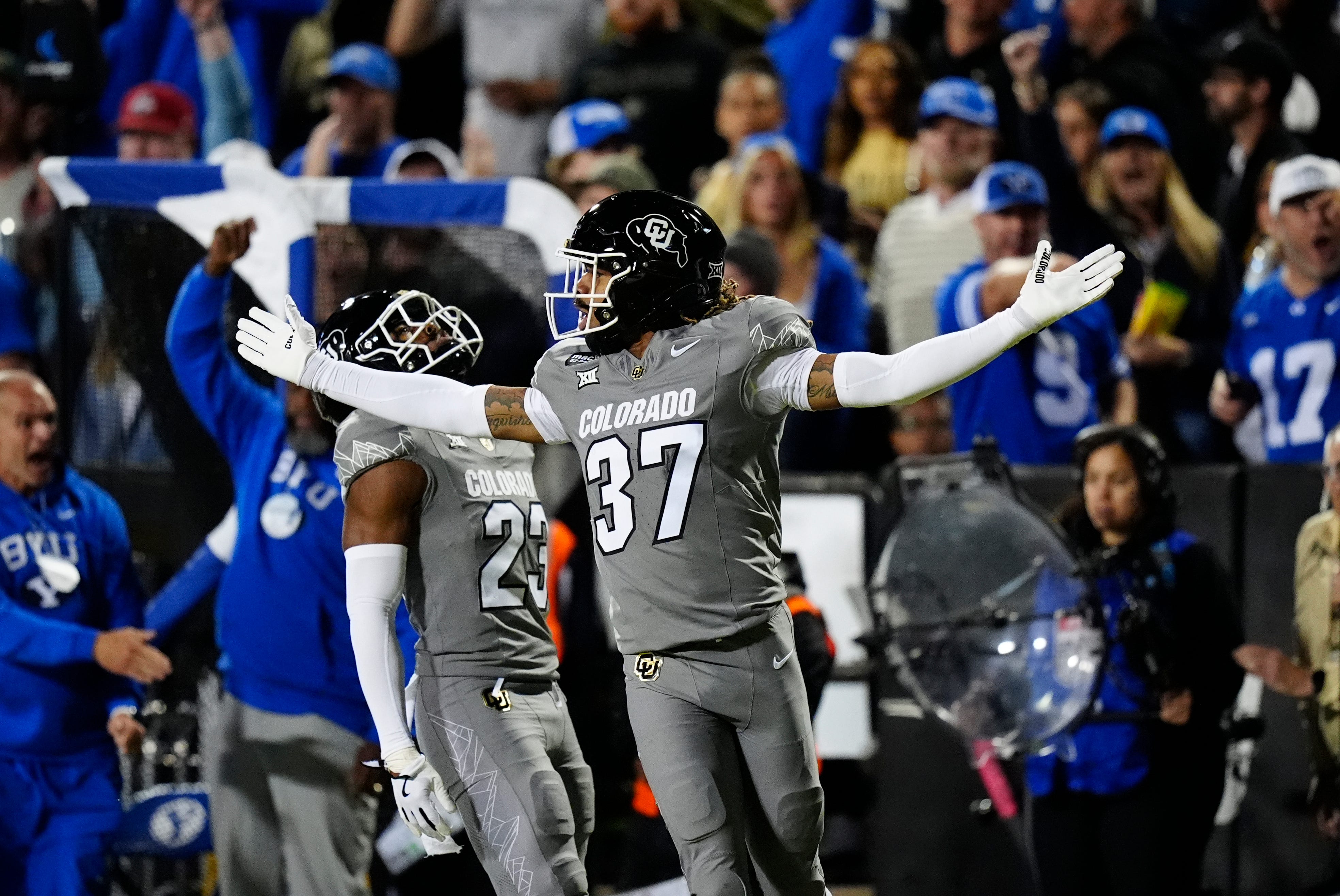No excuses. Colorado needed to stand up against fans' hateful cheers at ...