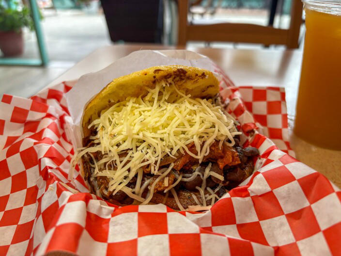 Cheap Fast Eats: Missed Connections edition with five new meals for ...