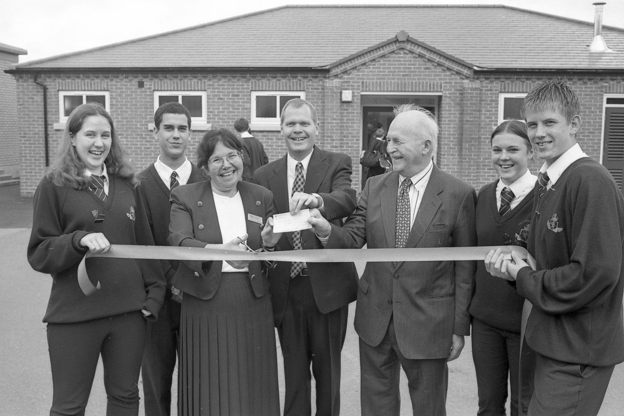 25 YEARS AGO: Boston-area schools, September 2000 (IN PICTURES)