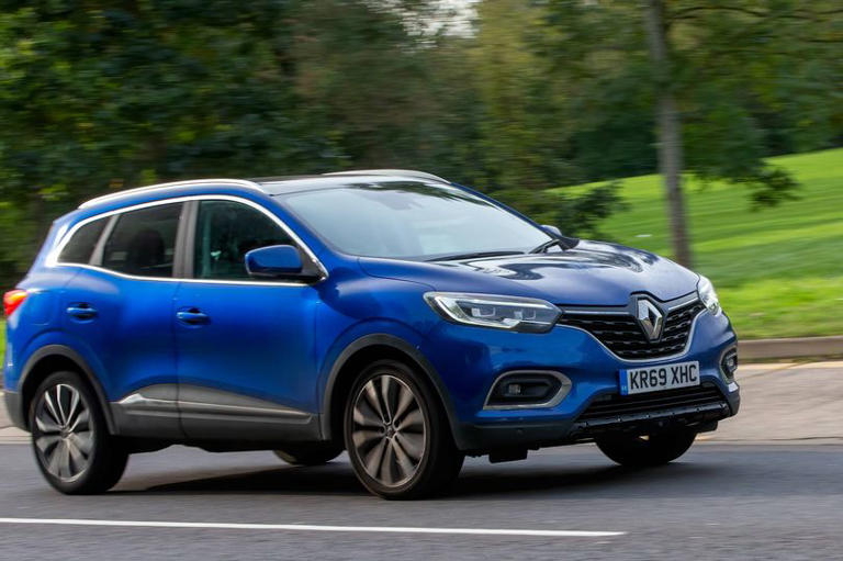 UK Renault and Dacia customers 'being contacted' in alert