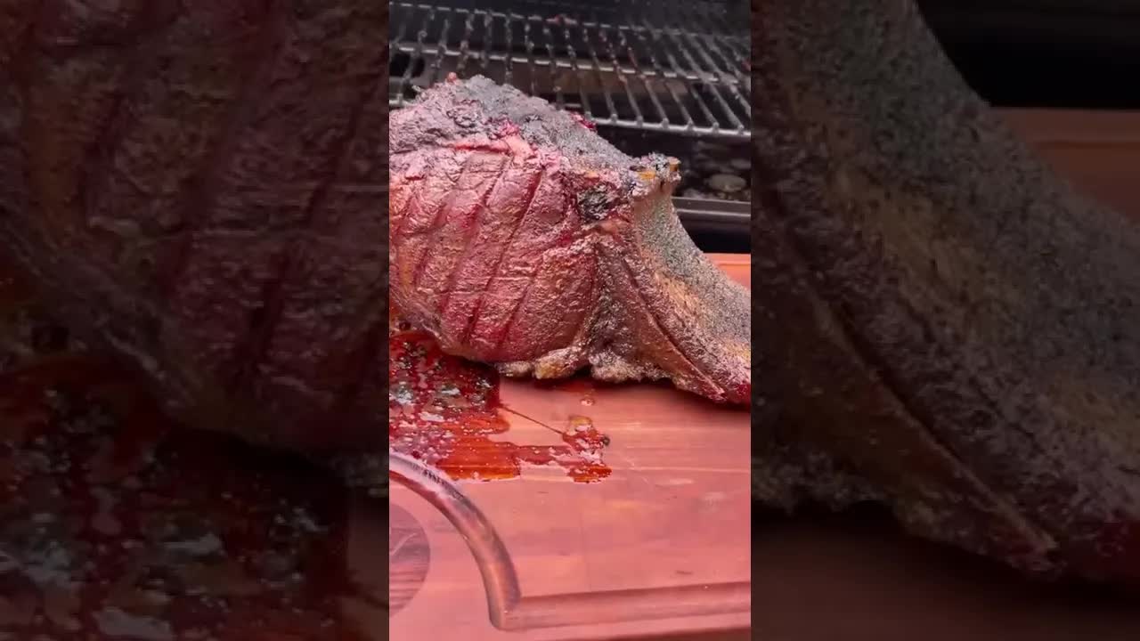 Double Tomahawk The King of Steaks