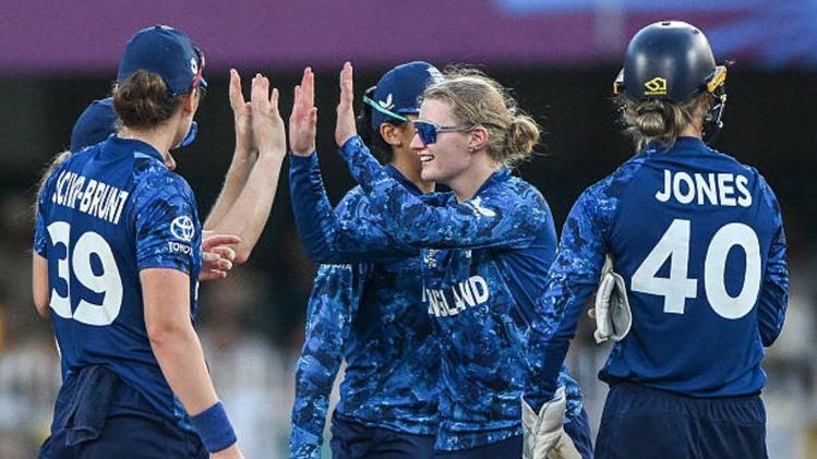 Women's World Cup 2025: Linsy Smith and Amy Jones shine as England ...