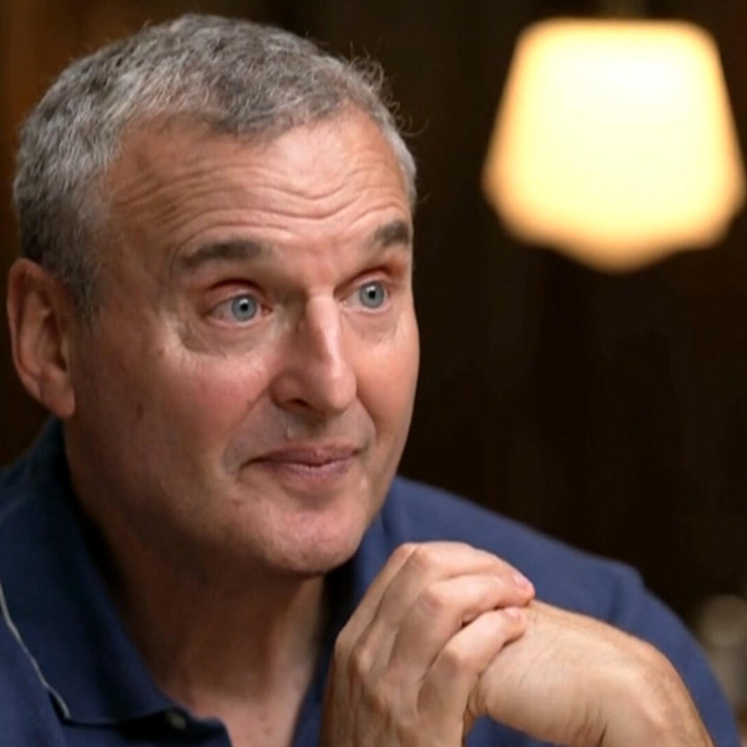 Phil Rosenthal trades passports for pancakes at Max and Helen's